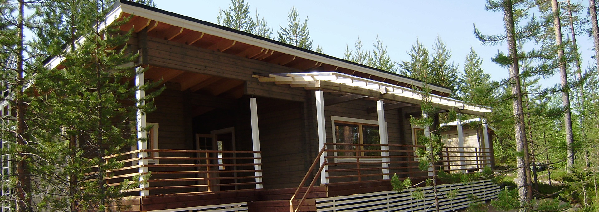 Hirsimökki, avaimet käteen - Hirsi ja Rakennus Siklander Oy