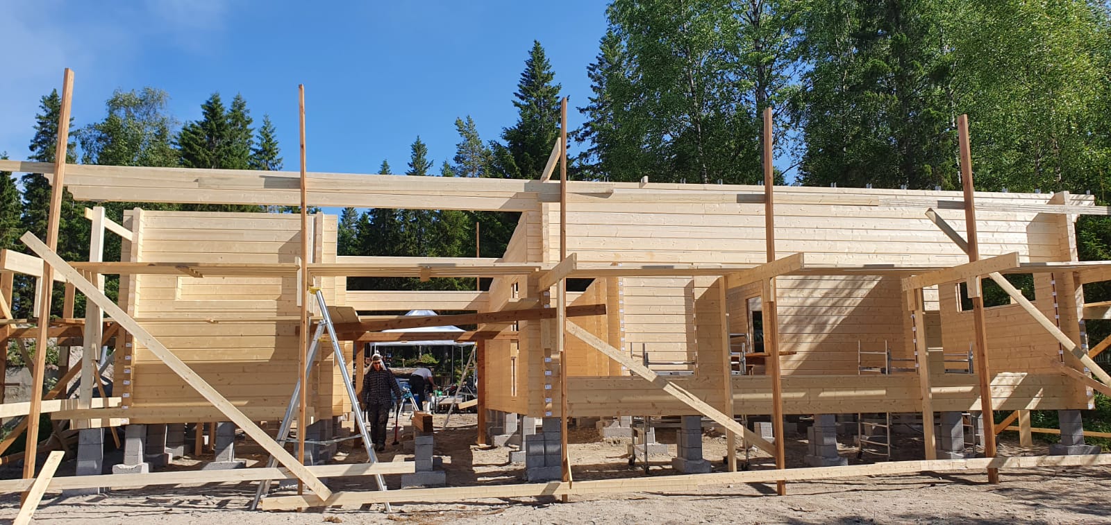 Hirsimökki saareen! - Hirsi ja Rakennus Siklander Oy