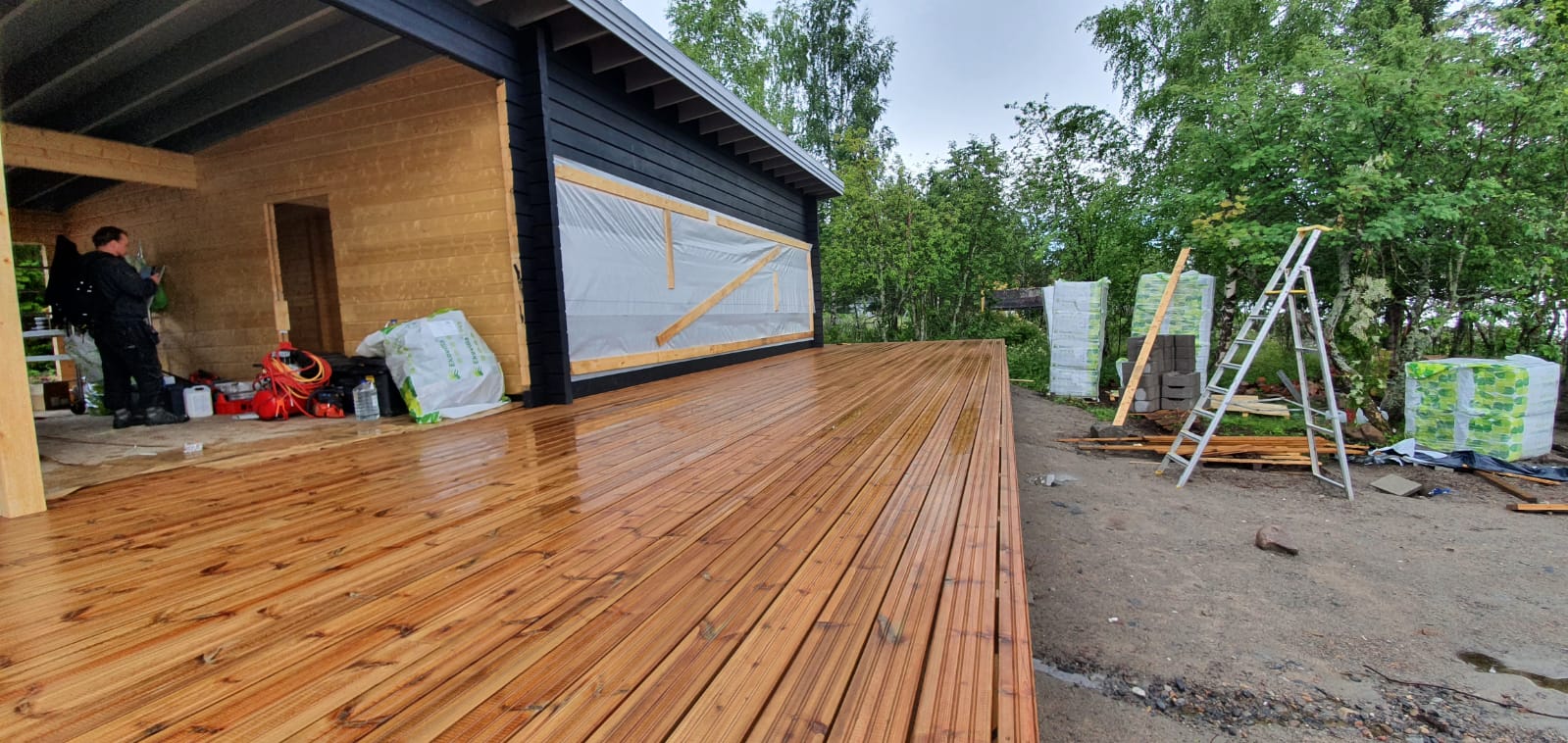 Hirsimökki saareen! - Hirsi ja Rakennus Siklander Oy